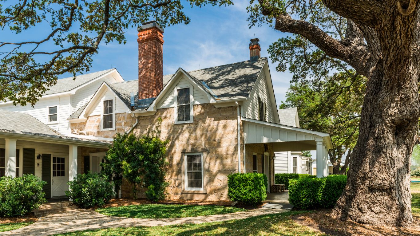 Real Estate & Development Services in Central Texas | Benchmark RE